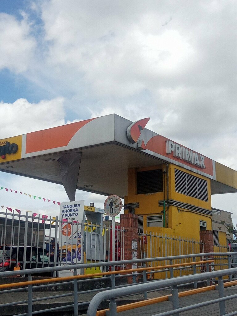 Benzin istasyonu Primax, Bogota, foto