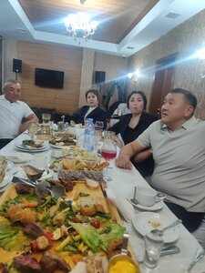 Zejd (Aǵybaı Batyr kóshesi No:101, Astana), otel  Astana'dan