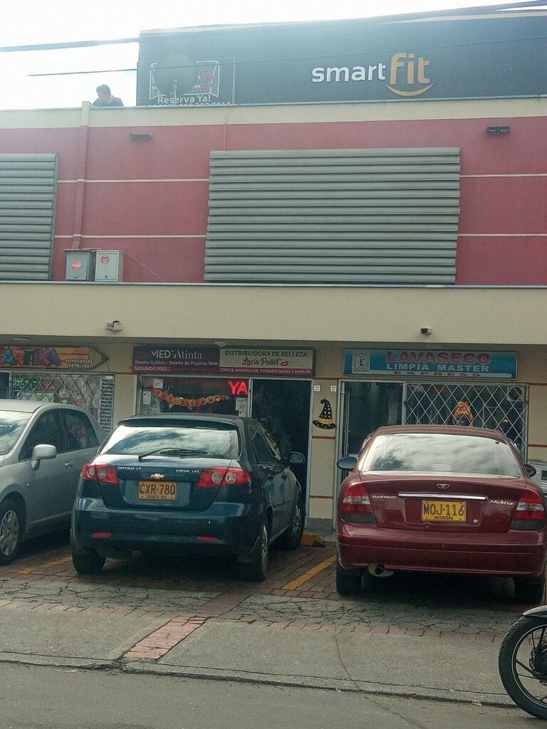 Kozmetik ve parfümeri mağazaları Lucía Pallet, Bogota, foto