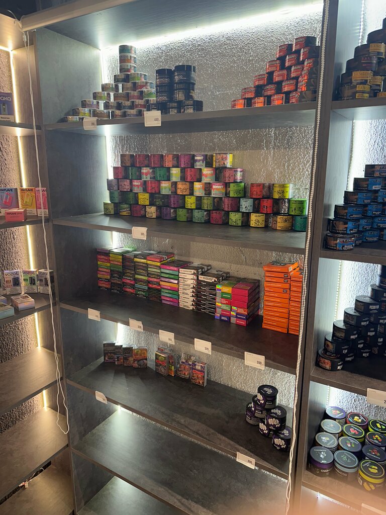 Tütün, sigara mağazaları Черный череп, Moskova, foto