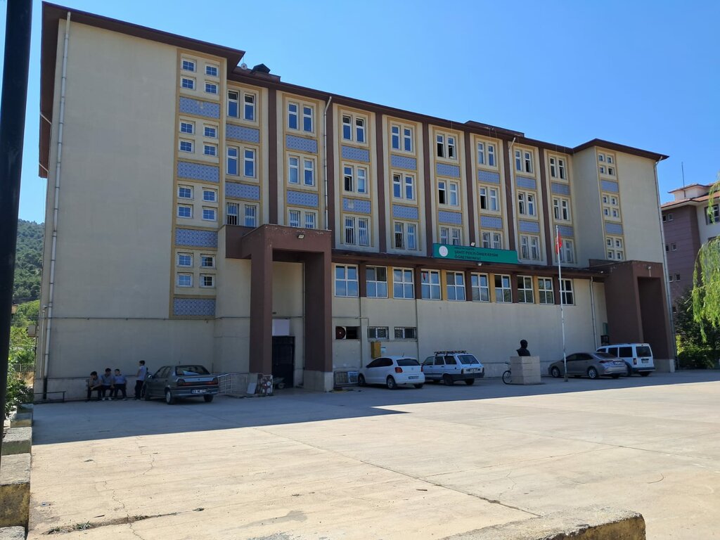 Konaklama işletmeleri Tasova Ogretmenevi, Taşova, foto