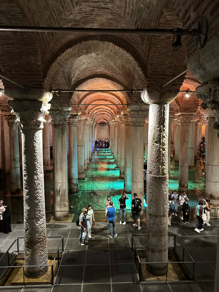 Müzeler ve sanat galerileri Cisterna Scufunadată Acces, İstanbul, foto
