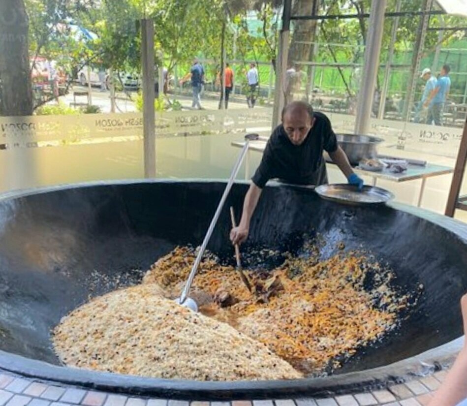 Restoran Özbek Pılavı Restoranı, Kabil, foto