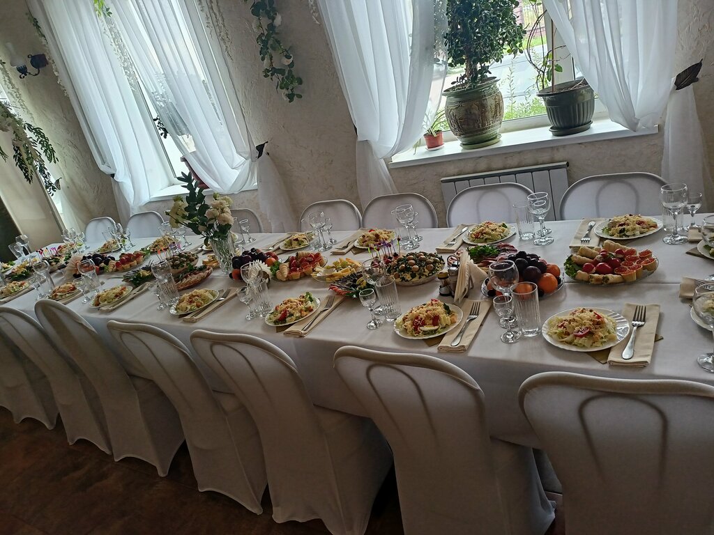 Kafe Росток, Magnitogorsk, foto