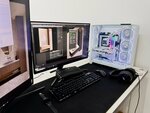 Redlinecg (Mustakillik Street No:1/1), grafik tasarımcılar  Buhara'dan