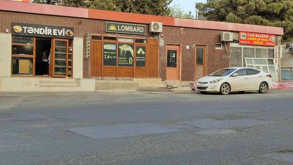 Rehincilik Lombard, Bakü, foto