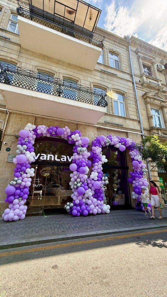 Pastacılık üretimi Vanlav, Bakü, foto