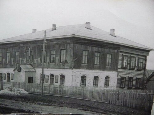 Müzeler ve sanat galerileri Краеведческий музей, Permski krayı, foto