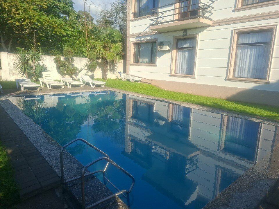 Otel Natalia Guest House, Batum, foto