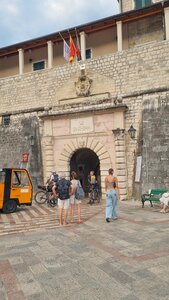 Sea Gate (Kotor, kvartal Stary gorod), turistik yerler  Kotor'dan