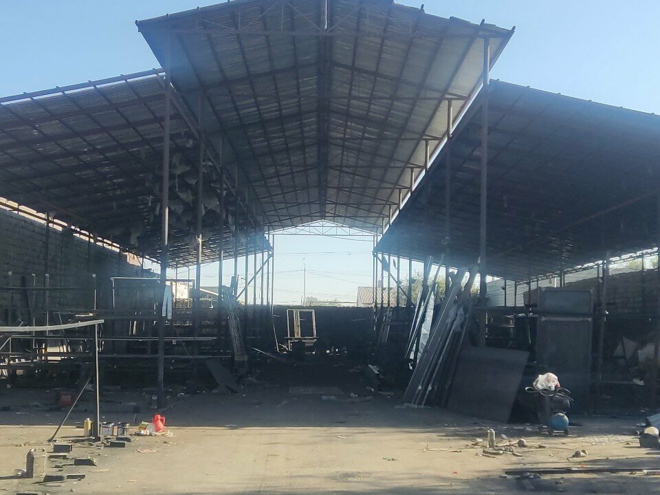 Çitler, parmaklıklar Turkistan Gate, Türkistan, foto