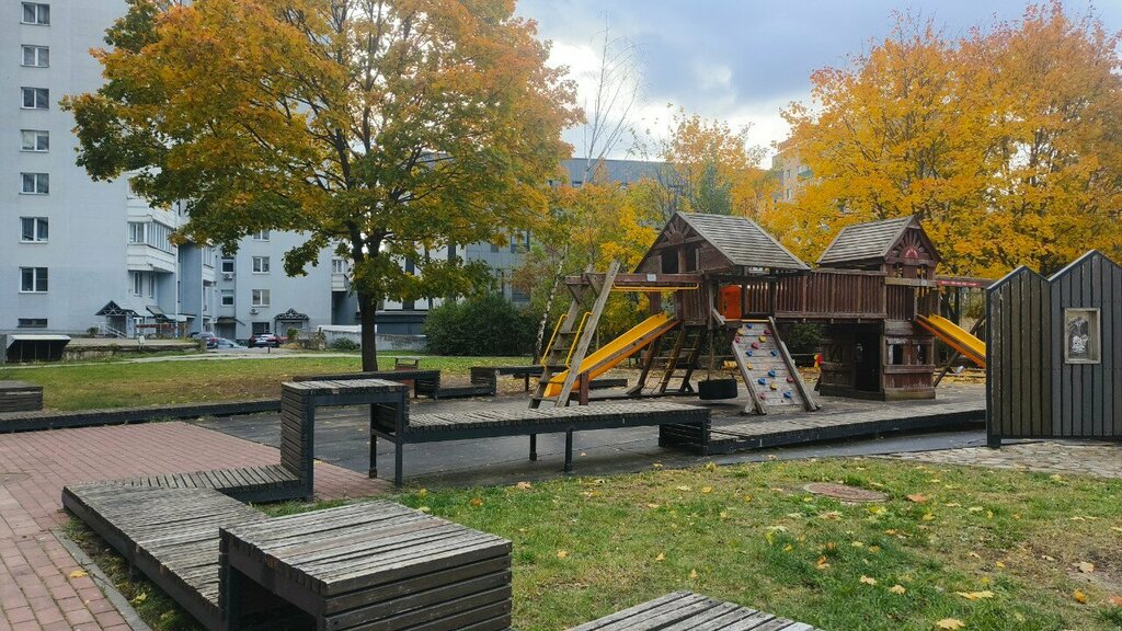 Oyun alanı Playground, Minsk, foto