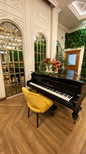 Tulinov Dom (Sovetskaya ulitsa No:1, rabochiy posyolok Ramon), restoran  Voronejskaya oblastından