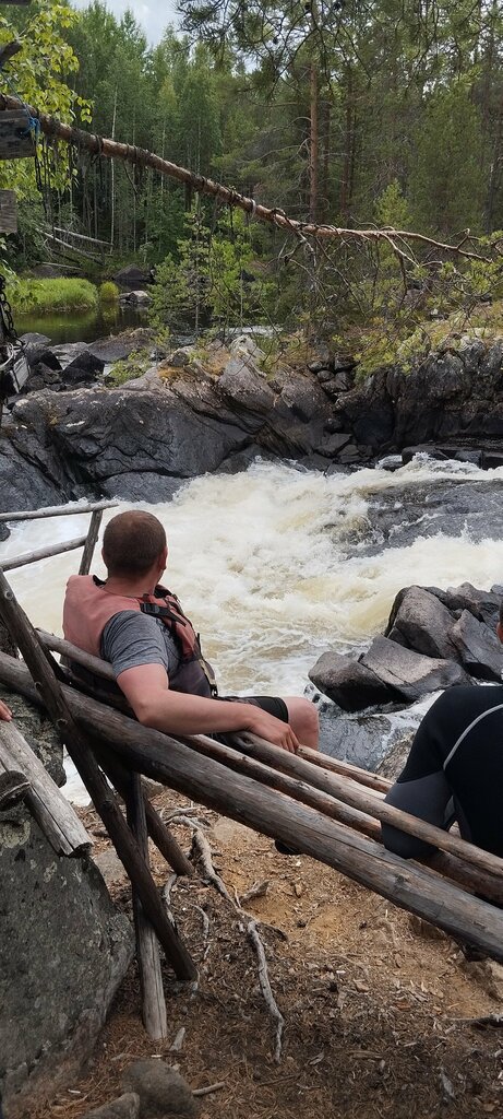 Şelale Порог Кивиристи, Karelya, foto