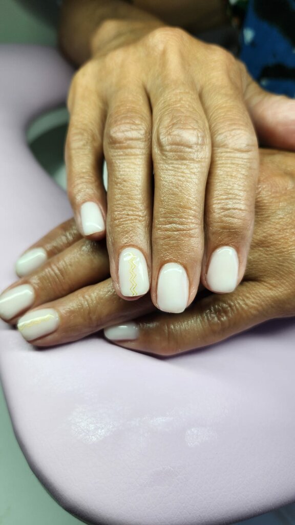 Manikür-pedikür Маникюрный кабинет, Goriaçi Kliuç, foto