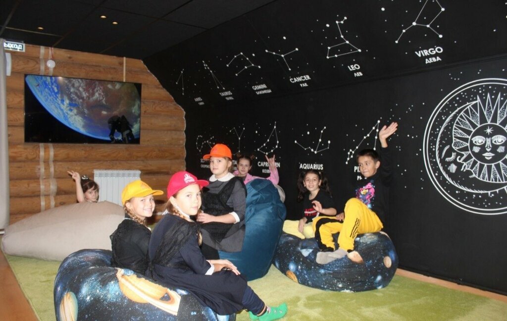 Müzeler ve sanat galerileri Детский музей космонавтики, Altayski krayı, foto