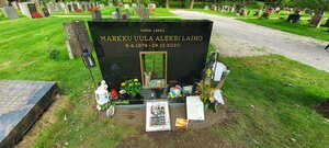 Malmi Cemetery (Uusimaa, Helsinki, Malmi Cemetery), mezarlıklar  Helsinki'den