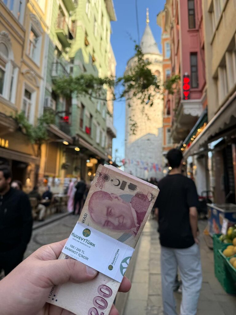 Döviz büroları Обмен валют рублей на лиры Dasset, Antalya, foto
