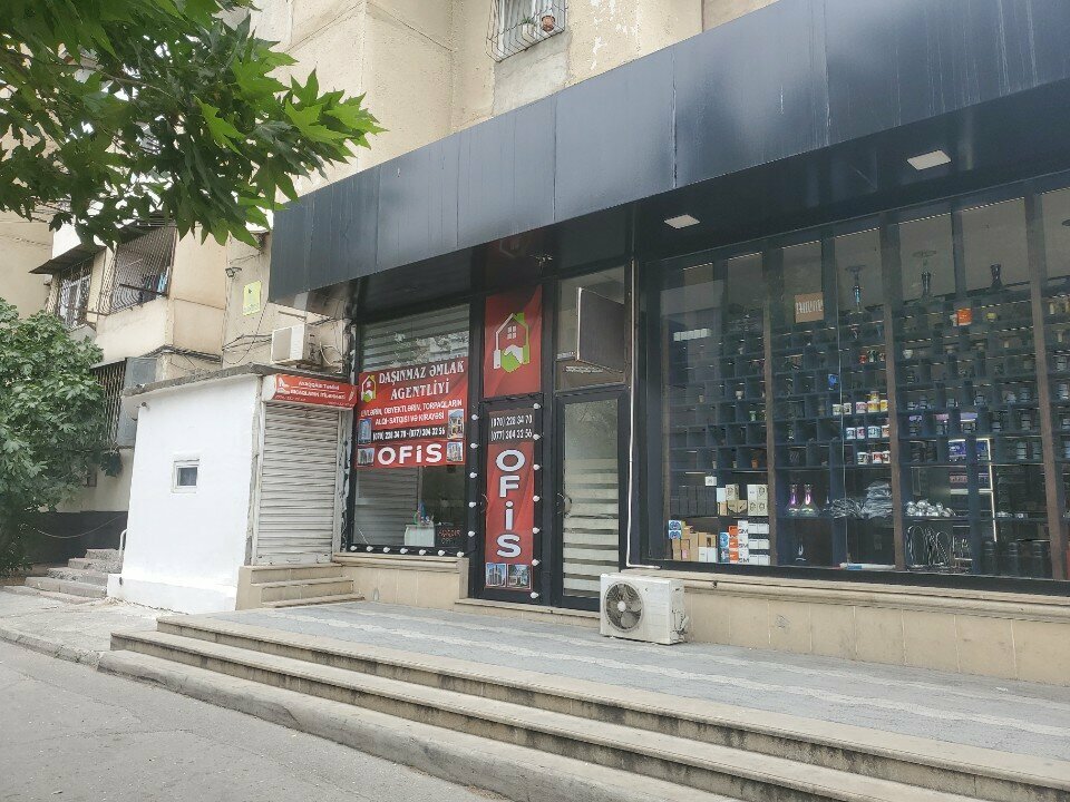 Emlak ofisi Ofis, Bakü, foto