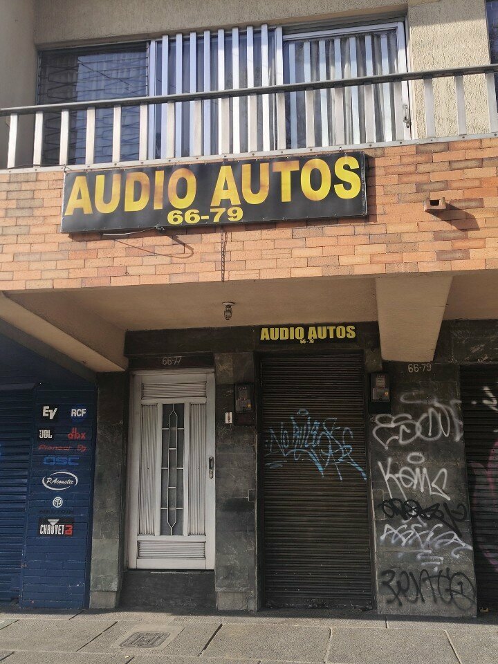 Oto ses sistemleri Audio Autos, Medellin, foto