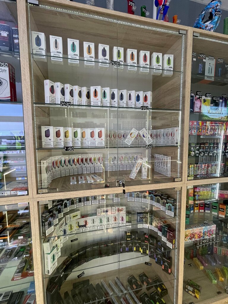 Tütün, sigara mağazaları Табак 24, Saint‑Petersburg, foto