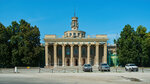Здание городского аэропорта (ulitsa Aeroport No:2/2), turistik yerler  Novosibirsk'ten
