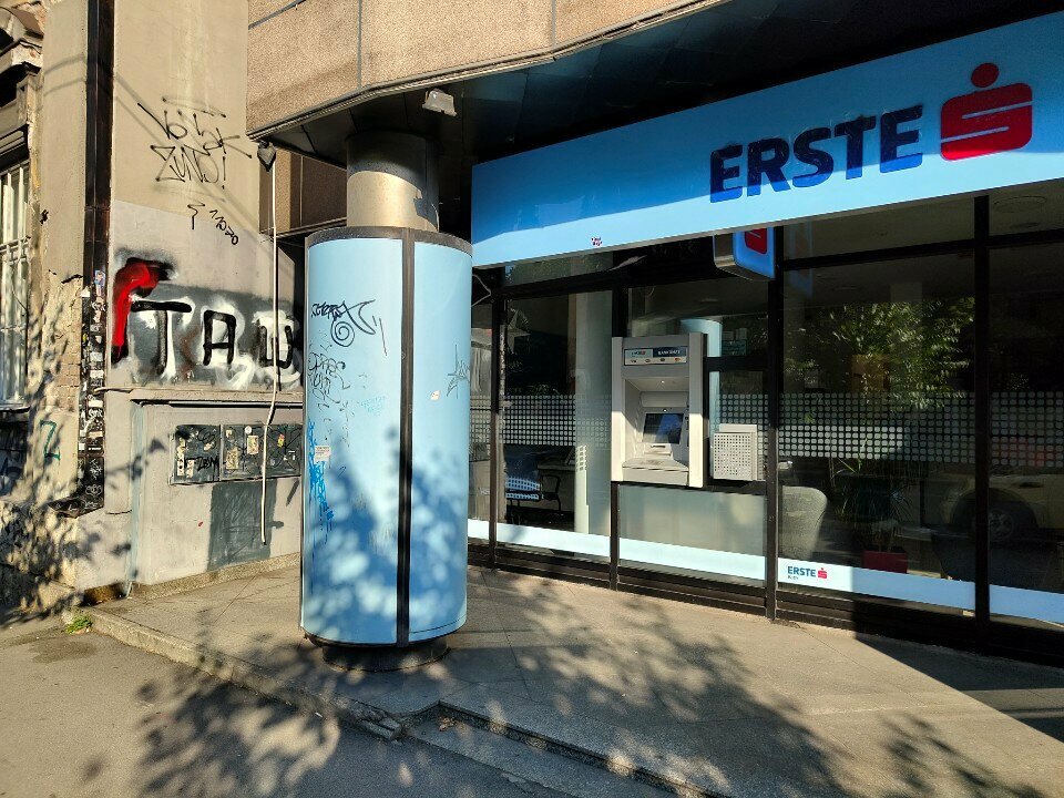 ATM'ler Erste, Belgrad, foto
