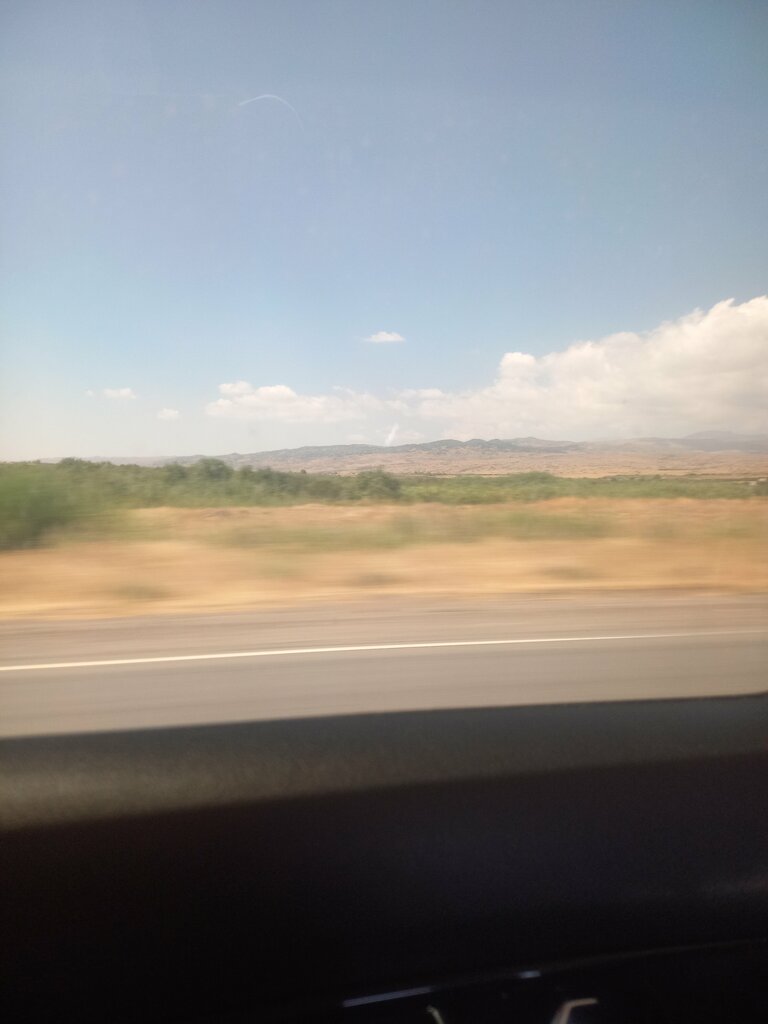 Dağ zirvesi Loloyi kond, Aragatsotn, foto