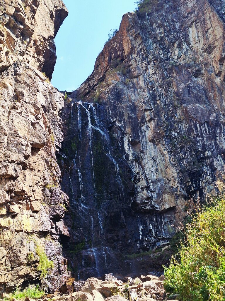Tatil altyapısı Butakovski Şelalesi, Almatı, foto