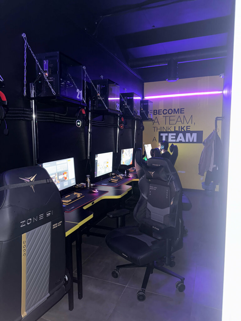 Bilgisayar kulübü Cyberspot, Moskova, foto