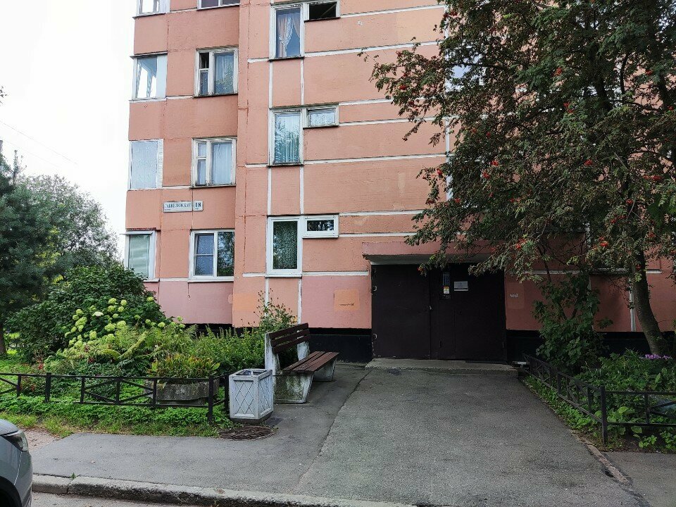 Bina, site yönetimi Vesta, Saint‑Petersburg, foto