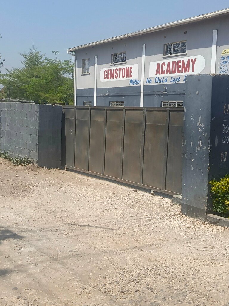 Eğitim merkezleri Gemstone Academy, Lusaka, foto