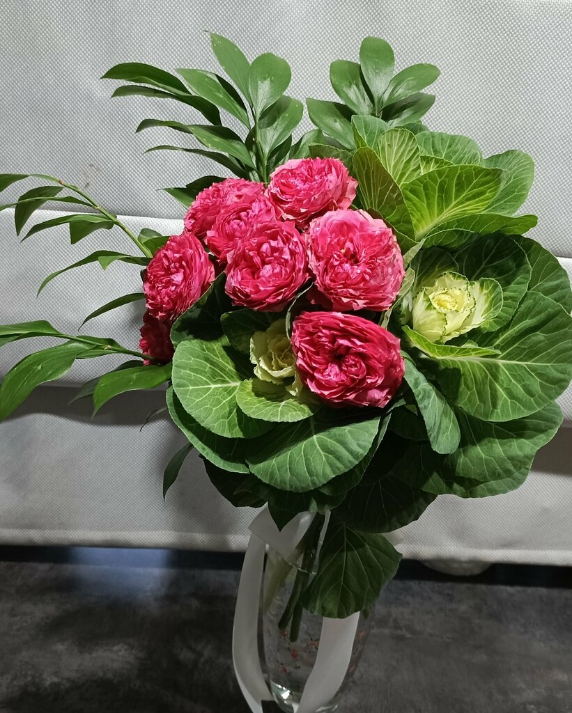 Çiçekçiler Магазин цветов, Voljski, foto