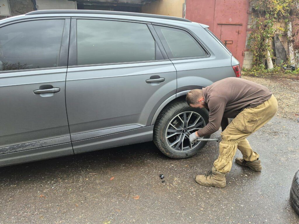 Oto lastik tamiri Garage Classic, Dzerjinski, foto