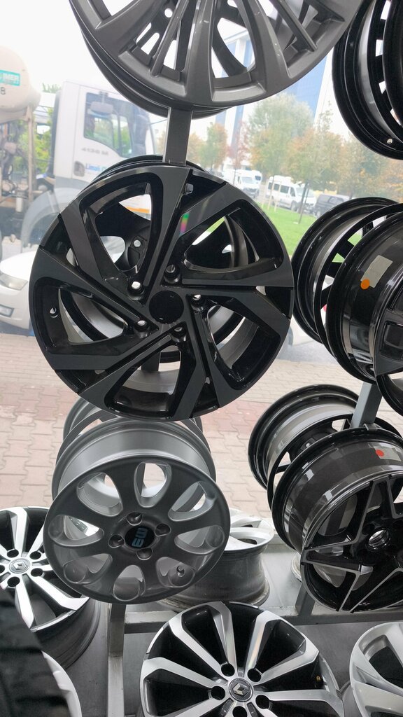 Oto lastik tamiri Duman jant lastik, İstanbul, foto