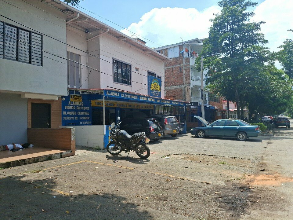 Oto ses sistemleri Zapata Agudelo, Cali, foto