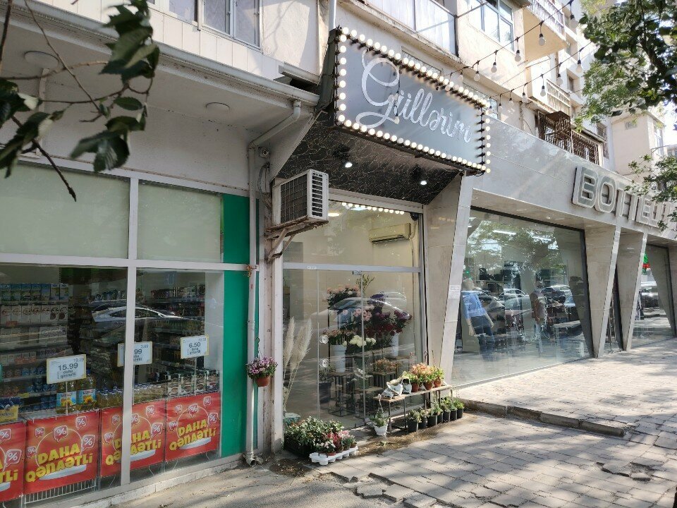 Çiçekçiler Güllərim, Bakü, foto