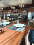 Lapisa (Qanış Sätbaev Avenue No:108А), restoran  Setbayev'den (Satpayev'den)