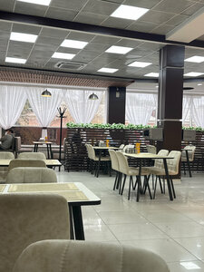 Приличная столовая (Zeyskaya Street No:182), kantin, yemekhane  Blagoveshchensk'ten