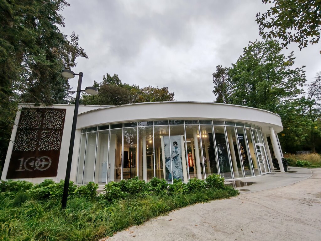 Sergi salonları, galeriler Exhibition Pavillion for Museum of KBR, Nalchik, foto