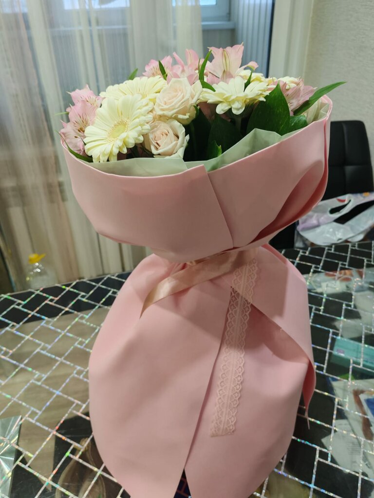 Çiçek teslimatı Цветторг, Tolyatti (Togliatti), foto