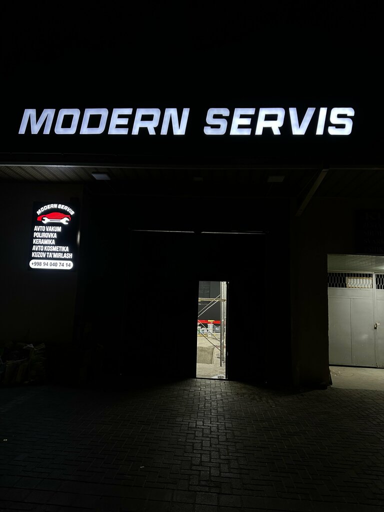 Otomobil servisi Auto Vacuum, Semerkant eyaleti, foto