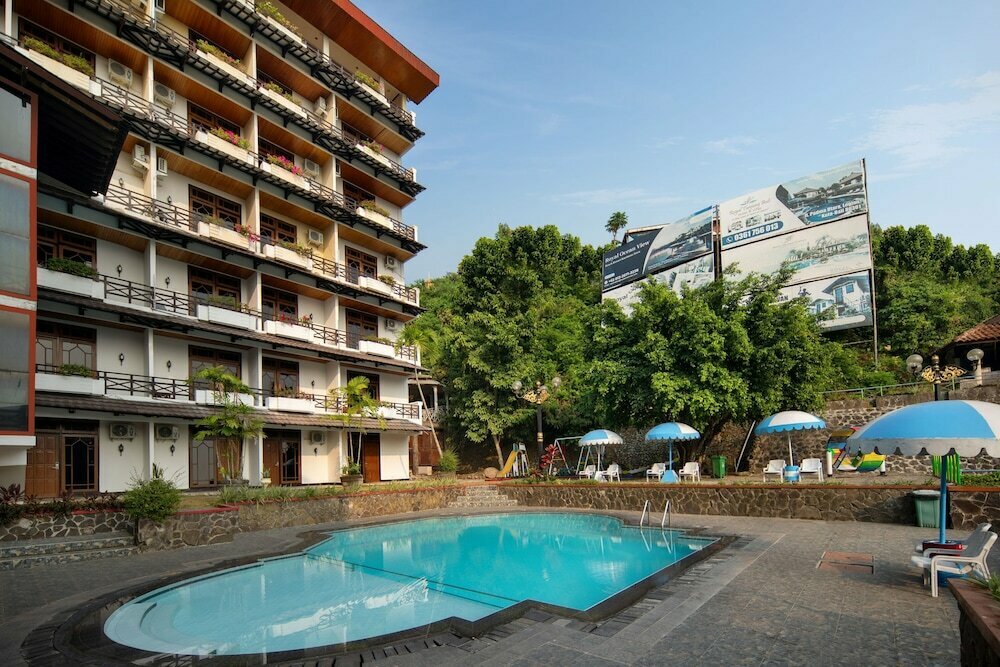 Otel Royal Hotel and Convention Tretes, , foto