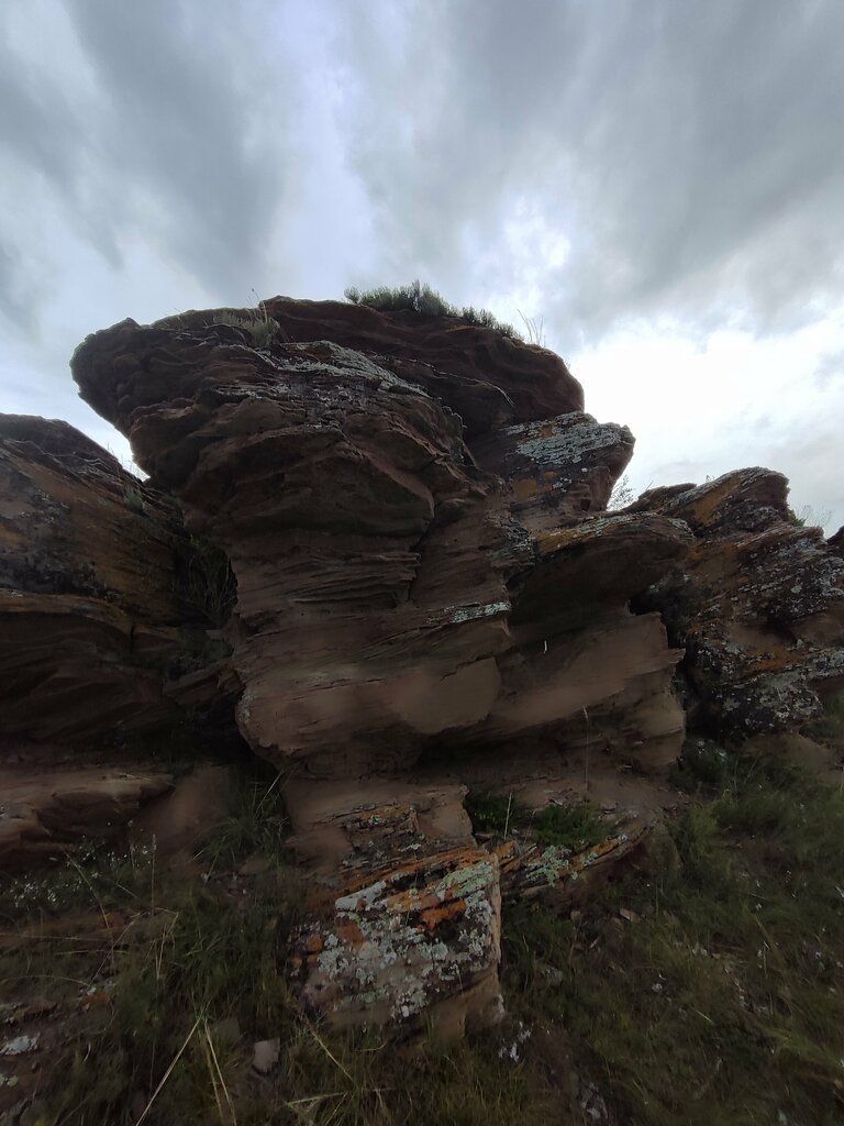 Turistik yerler Петроглифы Оглахты, Hakasya, foto