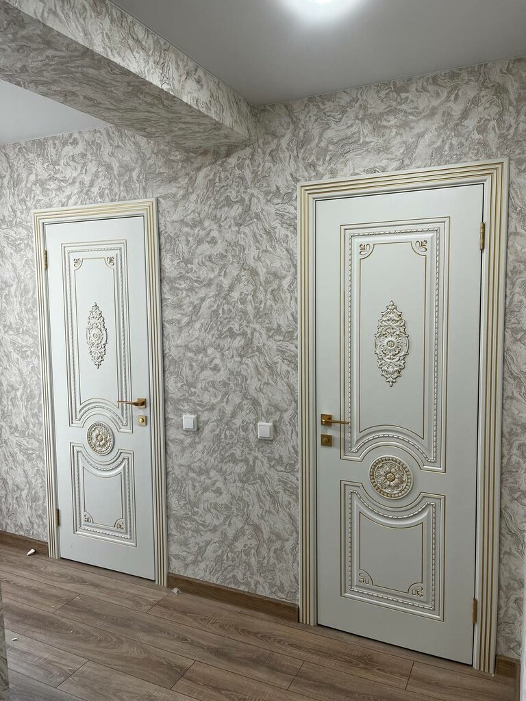 Kapılar Лидер, Tiumen, foto