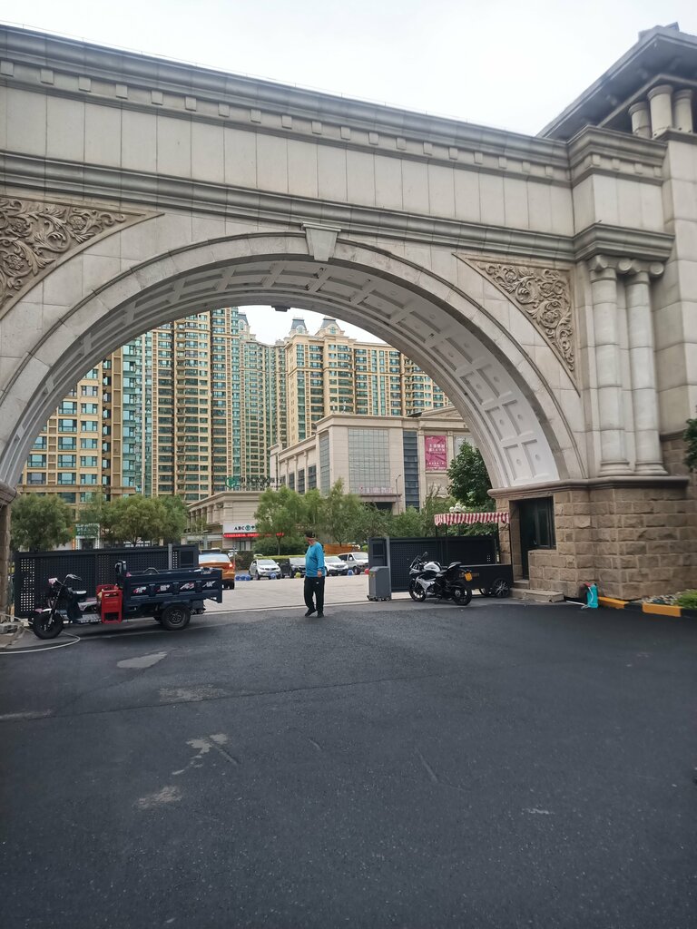 Müzeler ve sanat galerileri Музей динозавров, Harbin, foto