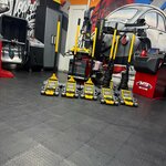 Maksimum (Dovatora Street No:144/41Б), oto lastik tamiri  Rostov‑na‑Donu'dan