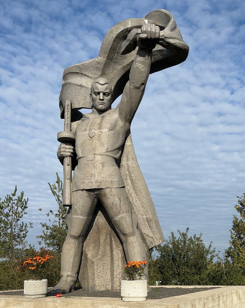 Park, sokak heykeli Памятник, Minskaya oblastı, foto