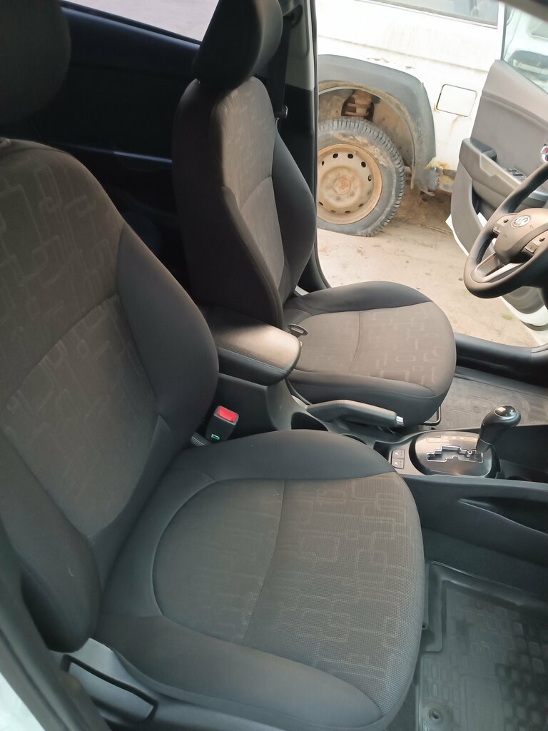 Otomobil servisi AutoTown, Dzerjinsk, foto