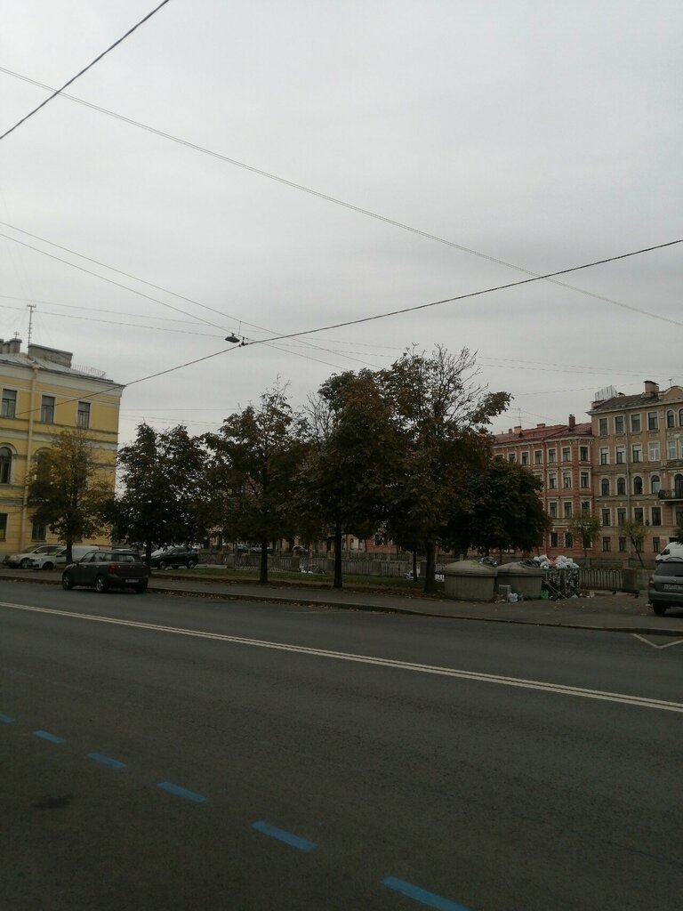 Meydan Исидоровский сквер, Saint‑Petersburg, foto